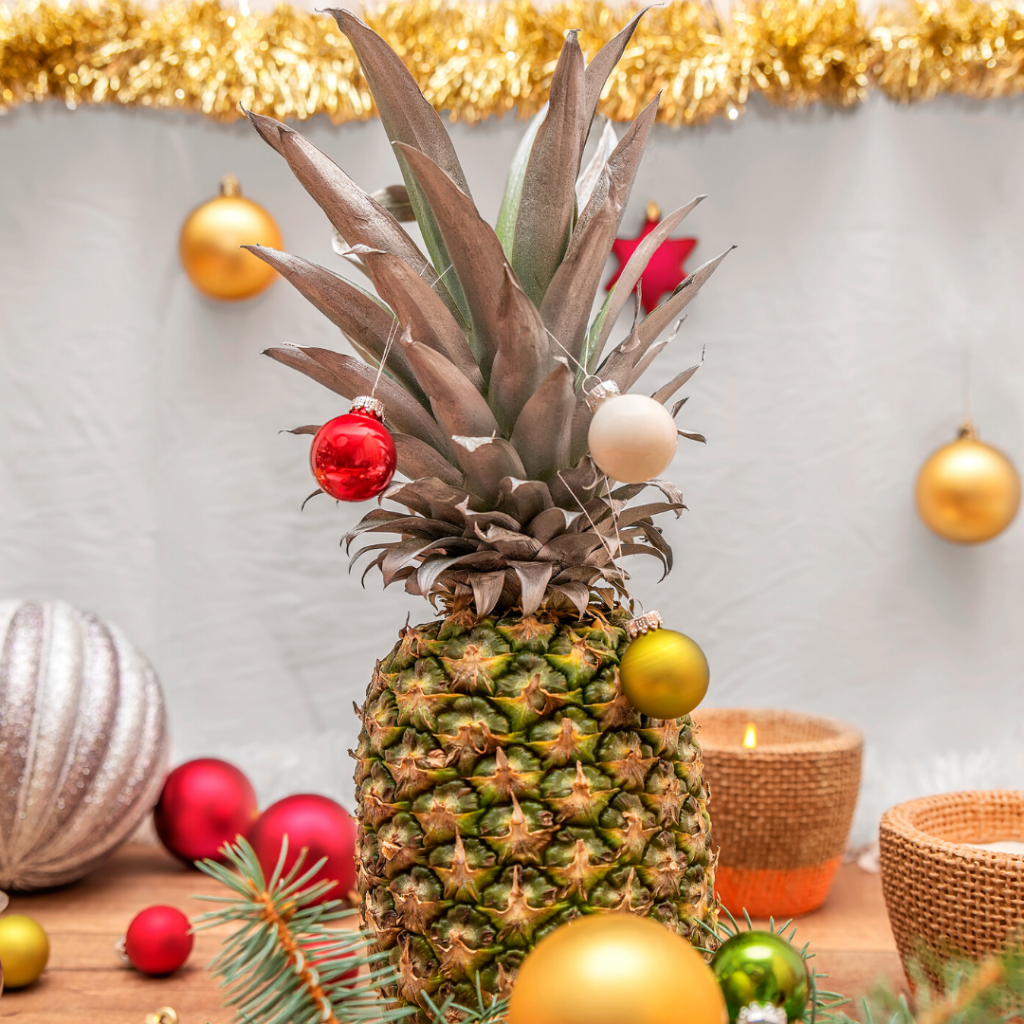 How to Trim the Perfect Pineapple Christmas Tree - Chestnut Hill Farms